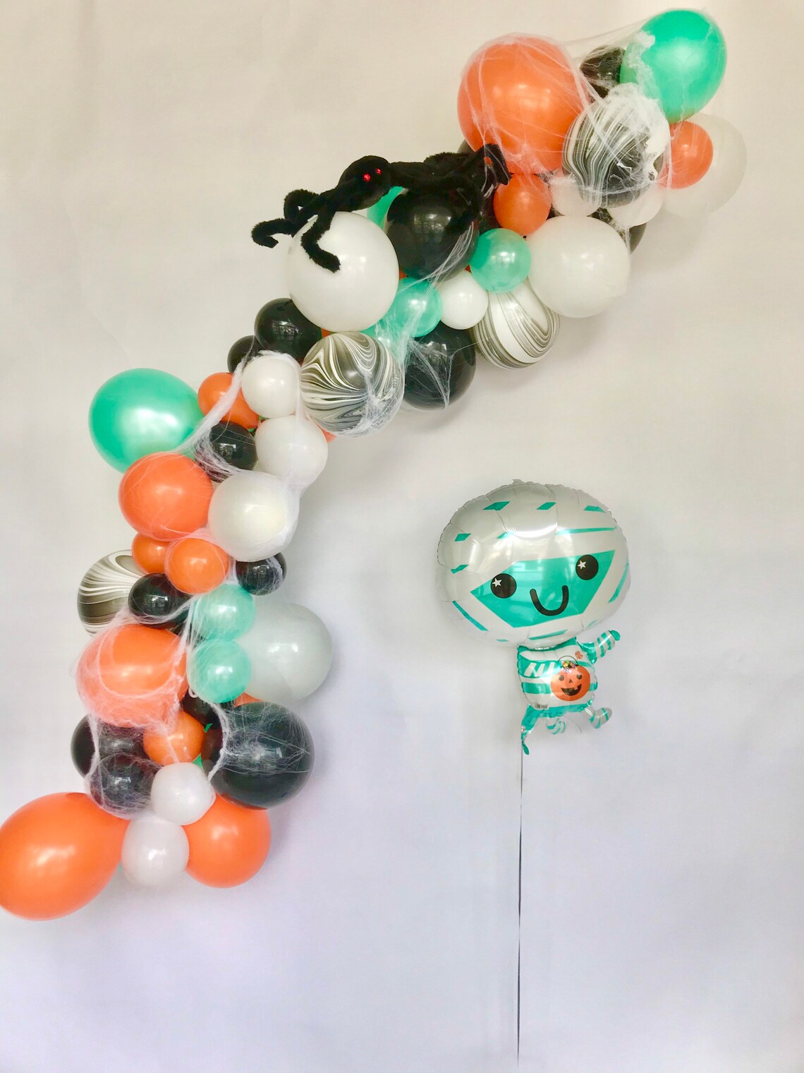Halloween Balloon Garland Mummy Balloon Hocus Pocus Party Mint Green ...