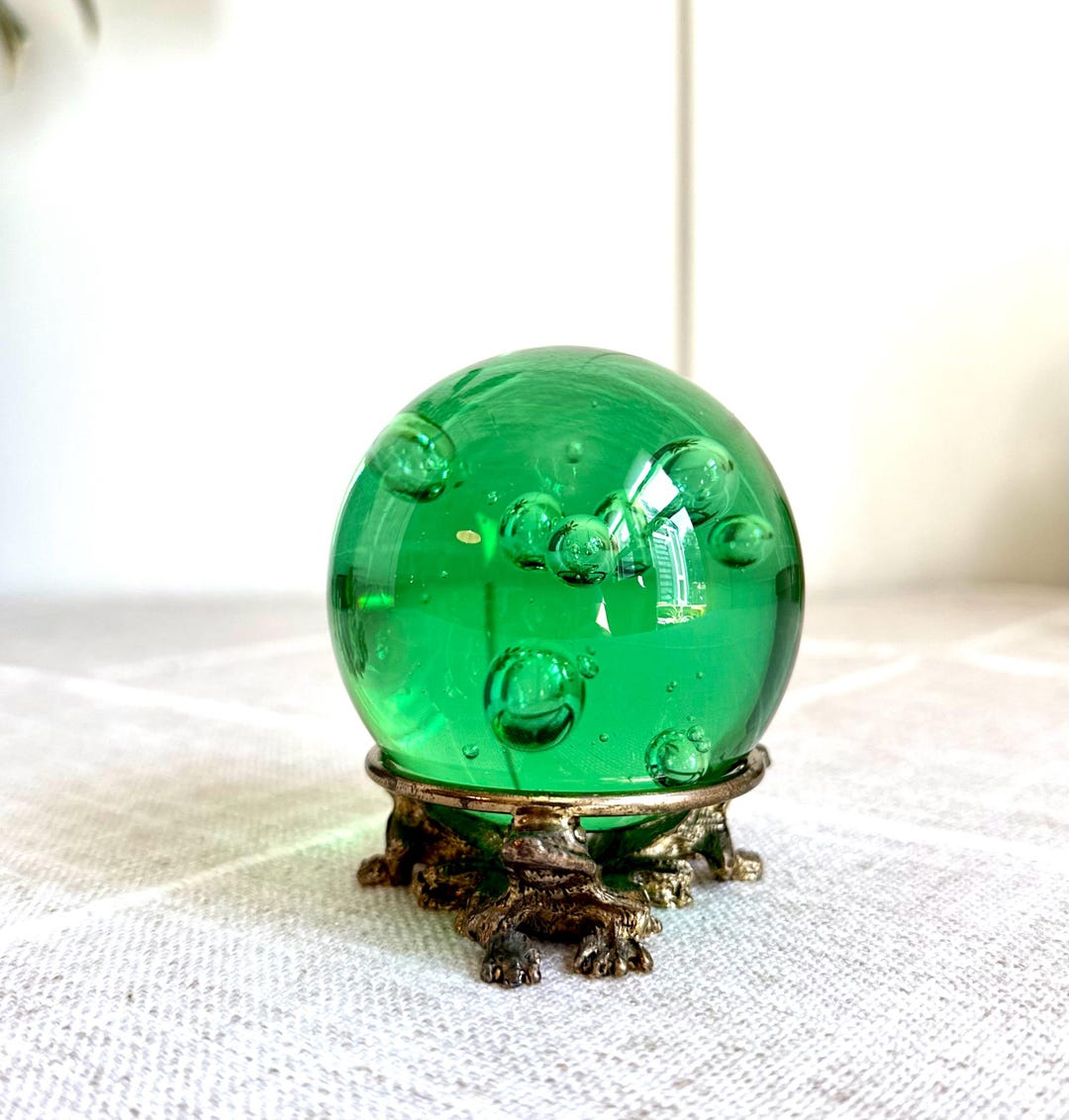 1960s Emerald Green Controlled Bubble Paperweight With Brass Frog Trio ...
