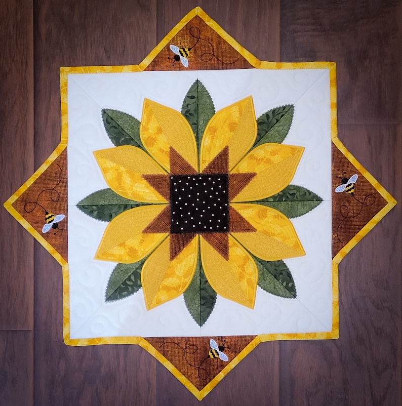Machine Embroidery Sunflower Table Topper / Wall Hanging Pattern - Etsy