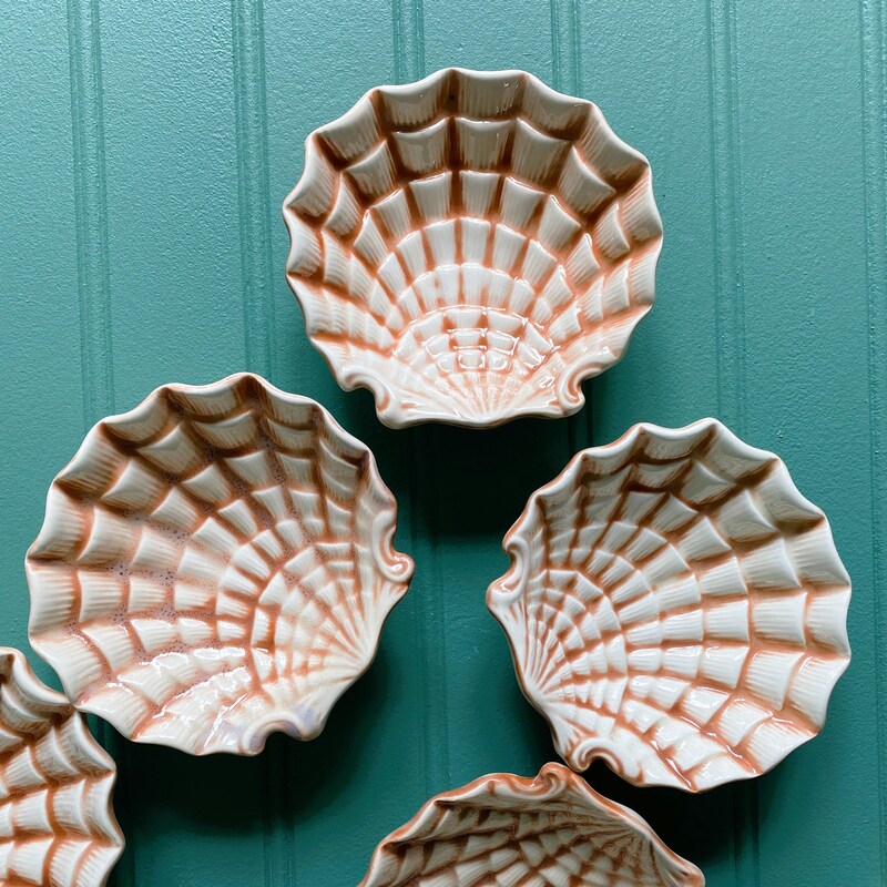 Pottery Shell Bowl - Etsy