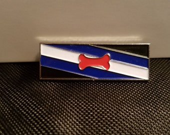 Trainer/pup Pride Pin - Etsy