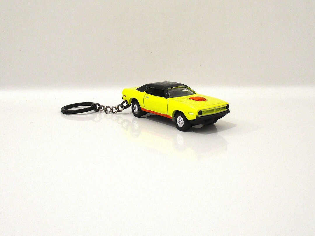 1970 Plymouth Cuda LEMON Yellow Keychain - Etsy
