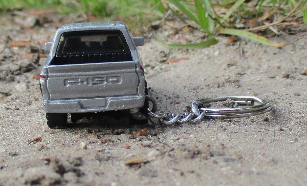 2022 Ford F-150 Lightning Quad Cab Truck Keychain, - Etsy