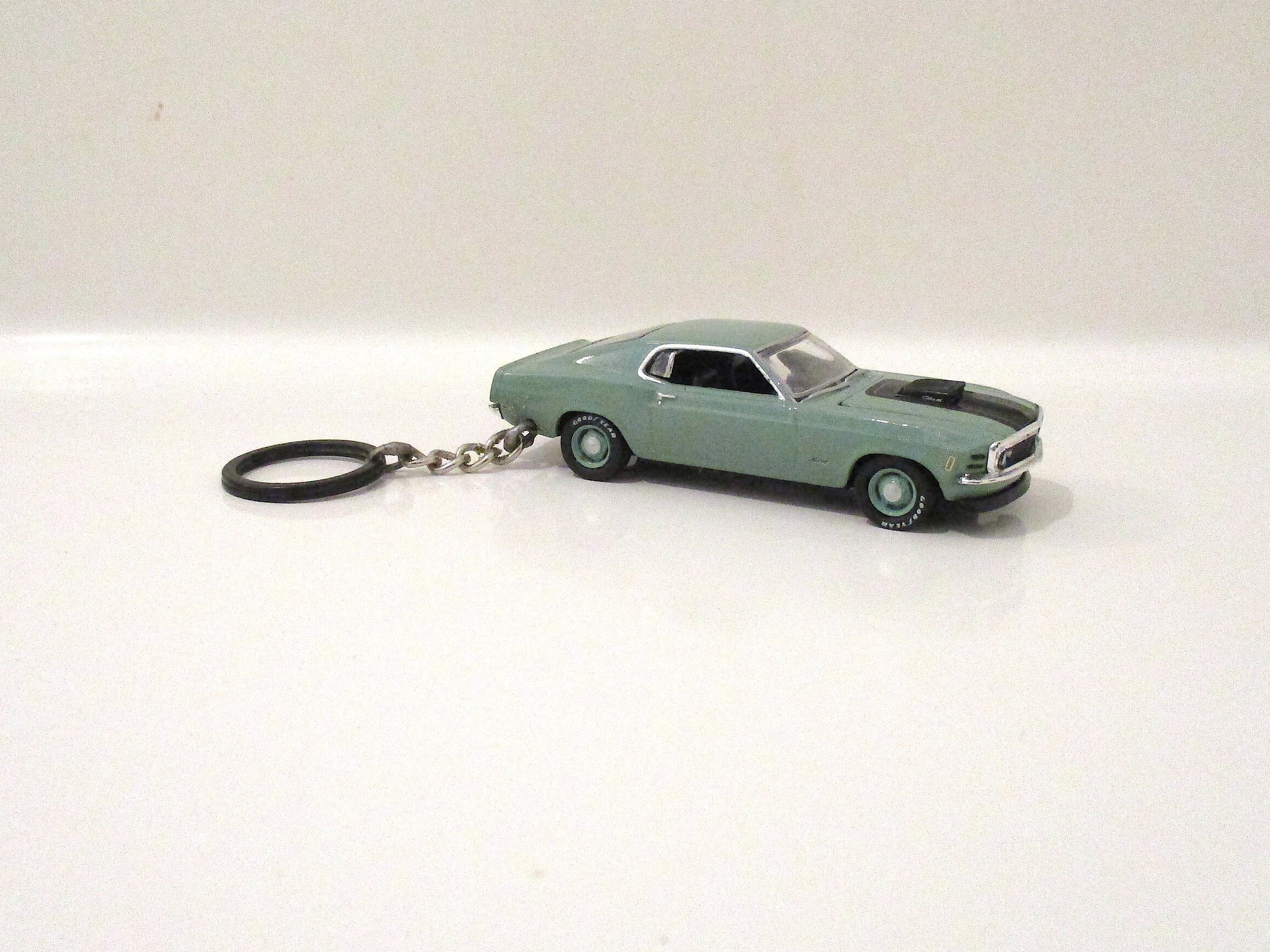1970 Ford Mustang Shaker Hood Scoop Keychain - Etsy