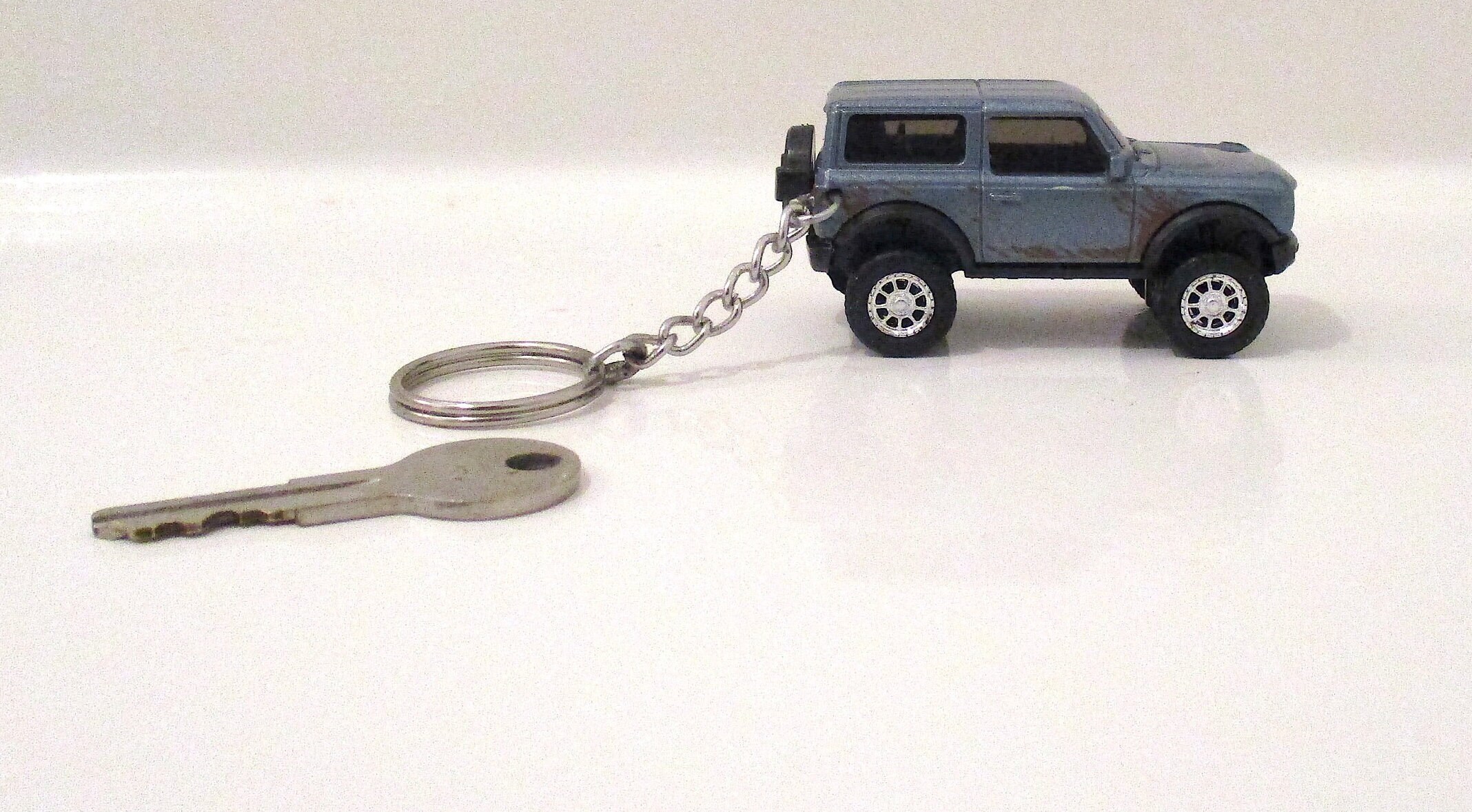 2021 FORD BRONCO Tinted Windows Keychain SUV Baja Keychain - Etsy