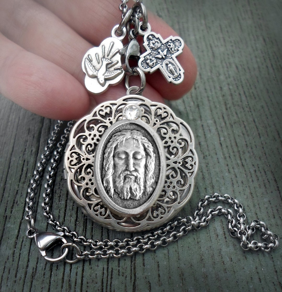Holy Face of Jesus Christ Locket, Holy Shroud, Shroud of Turin, Italian ...