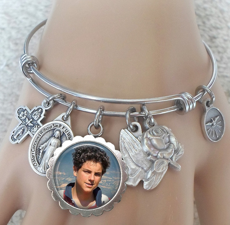 Saint Carlo Acutis Bangle Bracelet, Patron Saint of Computer ...