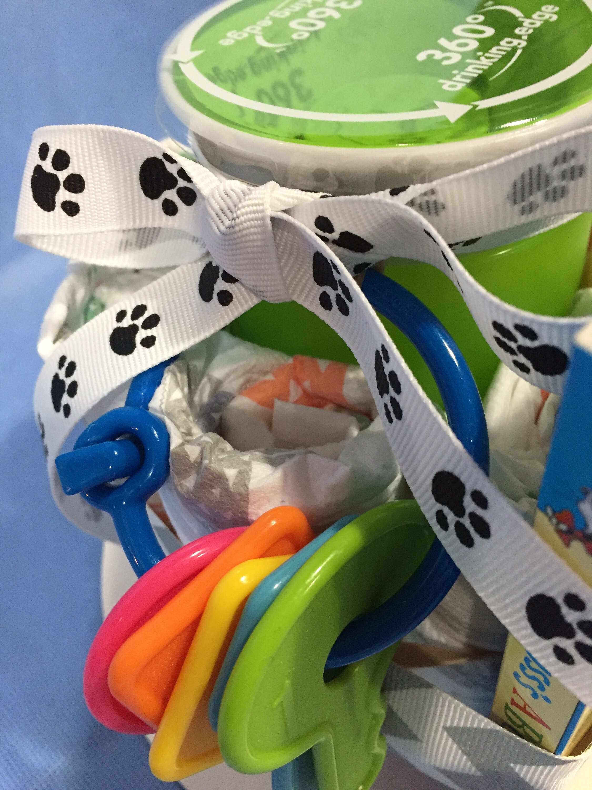 Mini Dr Seuss's ABC Book Diaper Cake with Honest Company Diapers ...