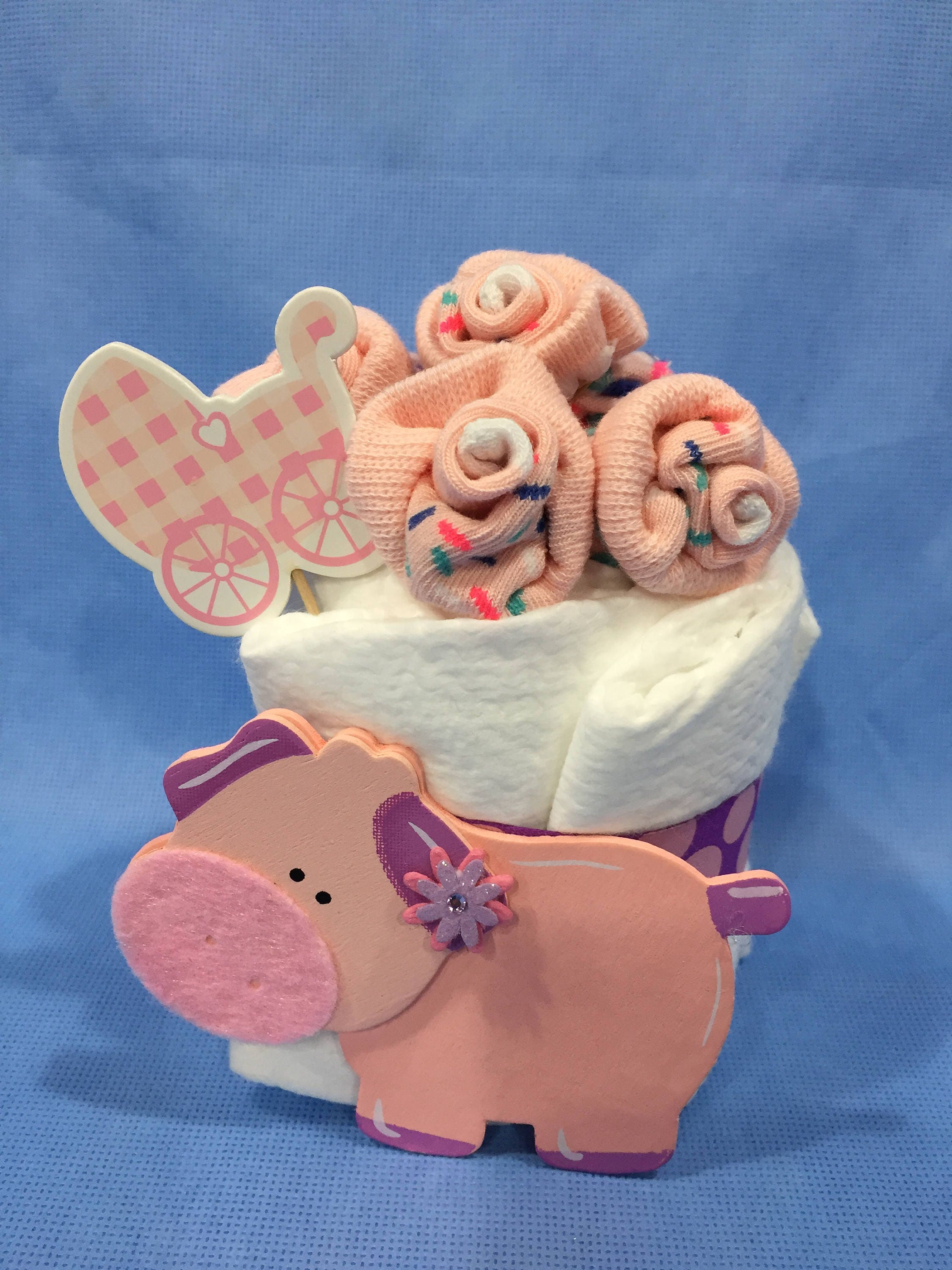 Pink Pig Mini Cupcake Diaper Cake! Perfect Baby Shower Table Decoration ...