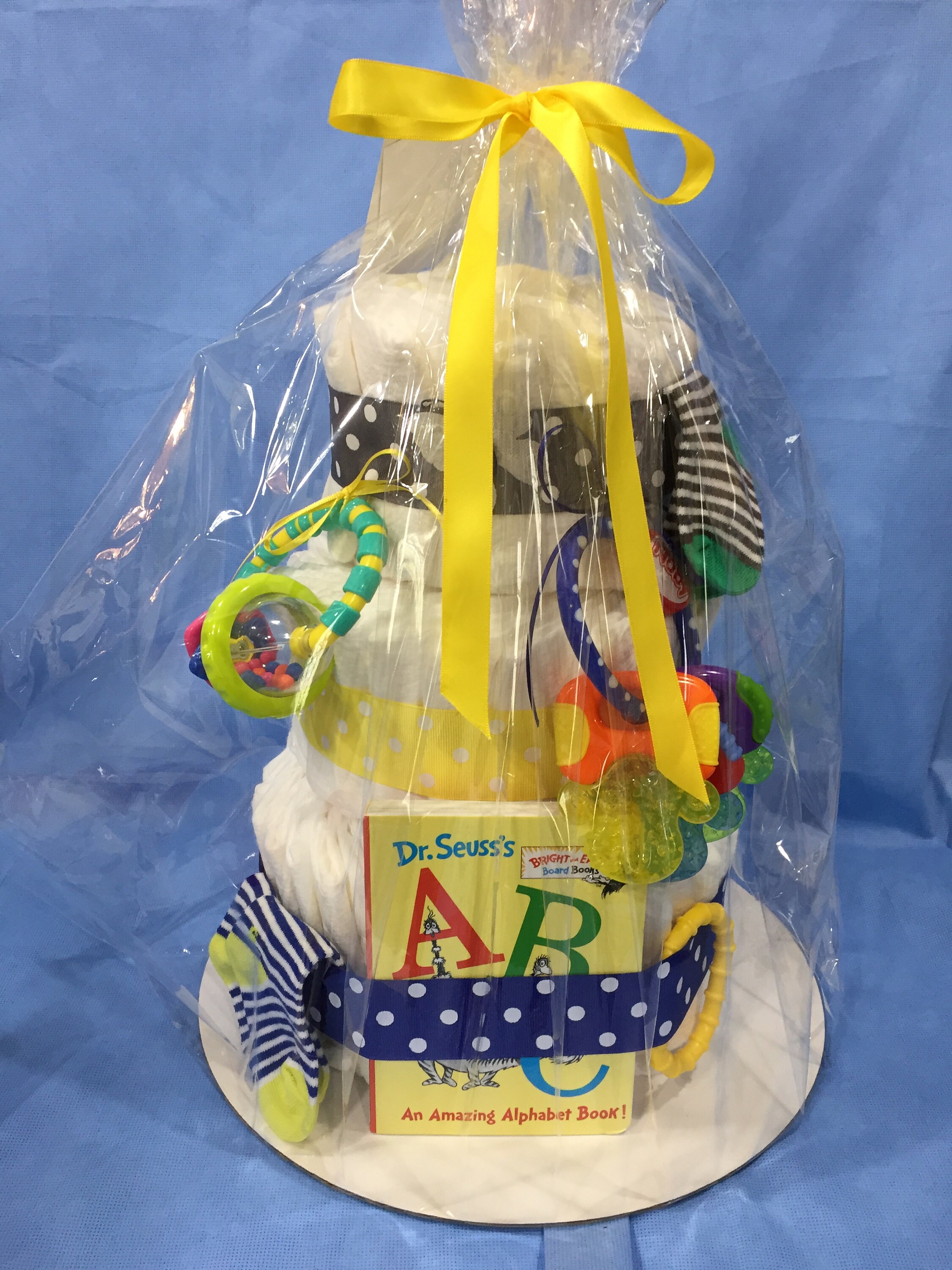 Dr Seuss's ABC Book 3 Tier Diaper Cake with Teether Keys, Rattle, Socks ...