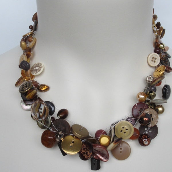 Buttons Necklace - Etsy