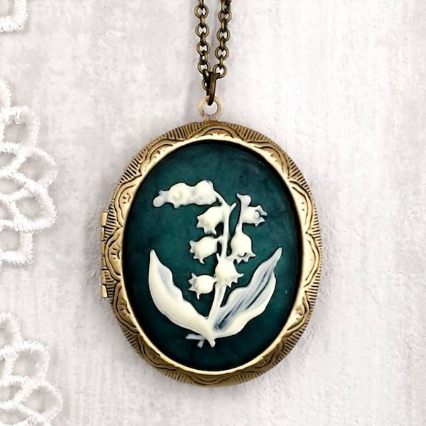 Lily Locket - Etsy