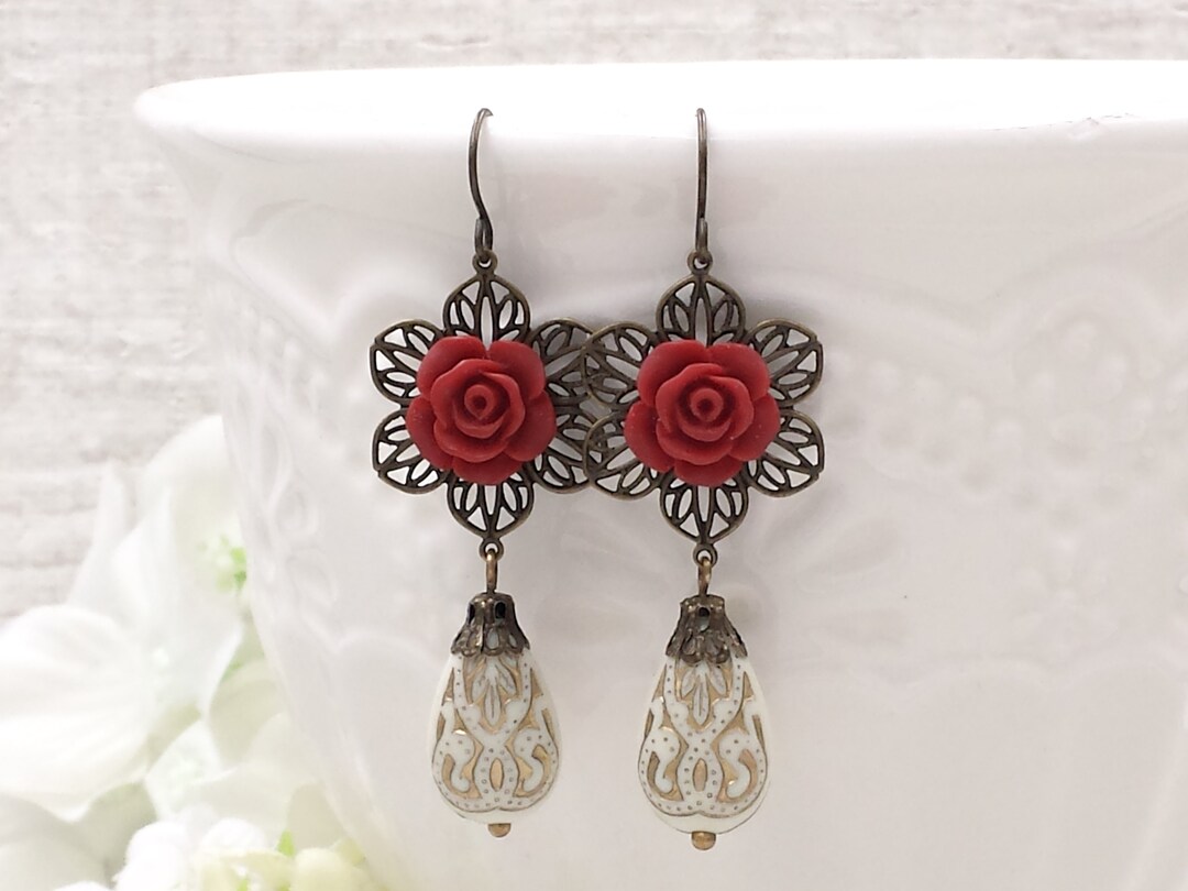 Red Rose Earrings Vintage Style Flower Earrings Gold Etched Teardrop ...