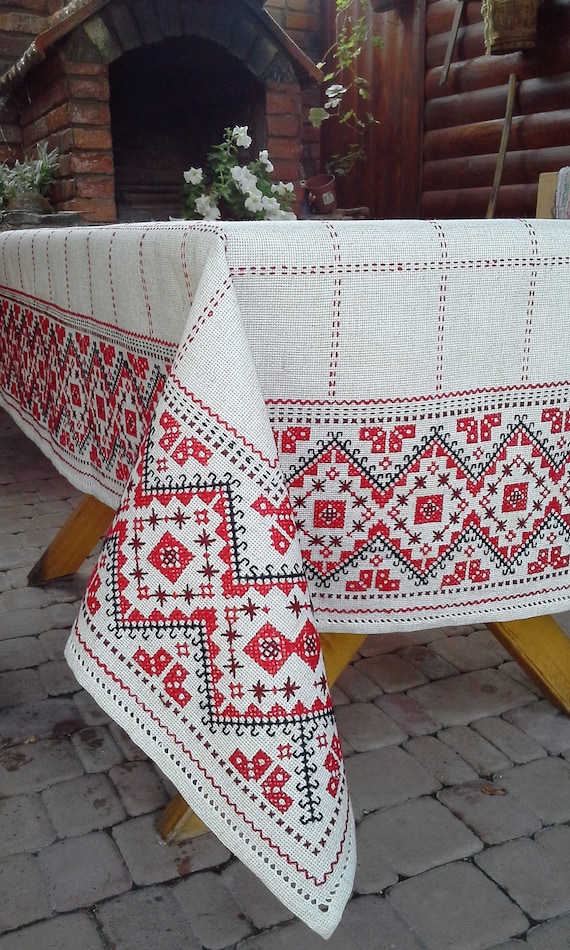 Hand Embroidered Linen Table Set Linen Tablecloth and Napkins | Etsy