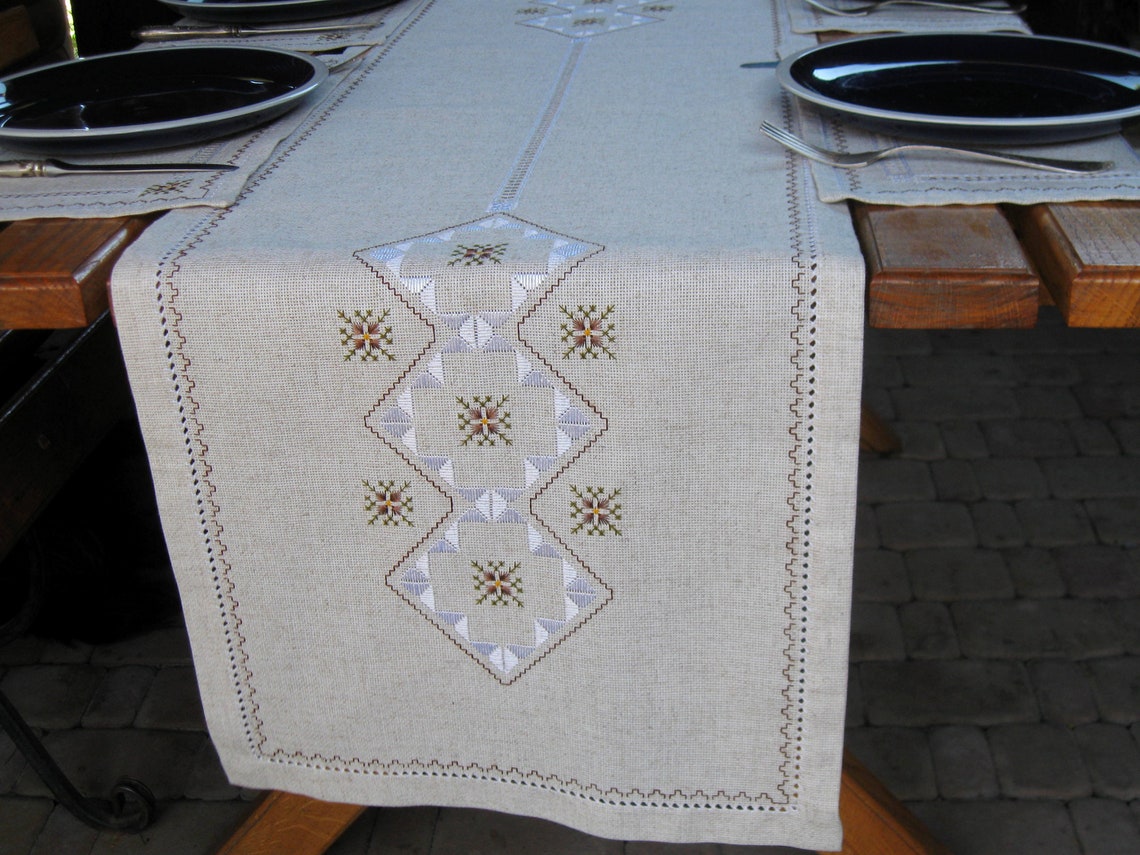 Linen Table Runner With 6 Matching Sets Napkins for Dining Table Decor ...