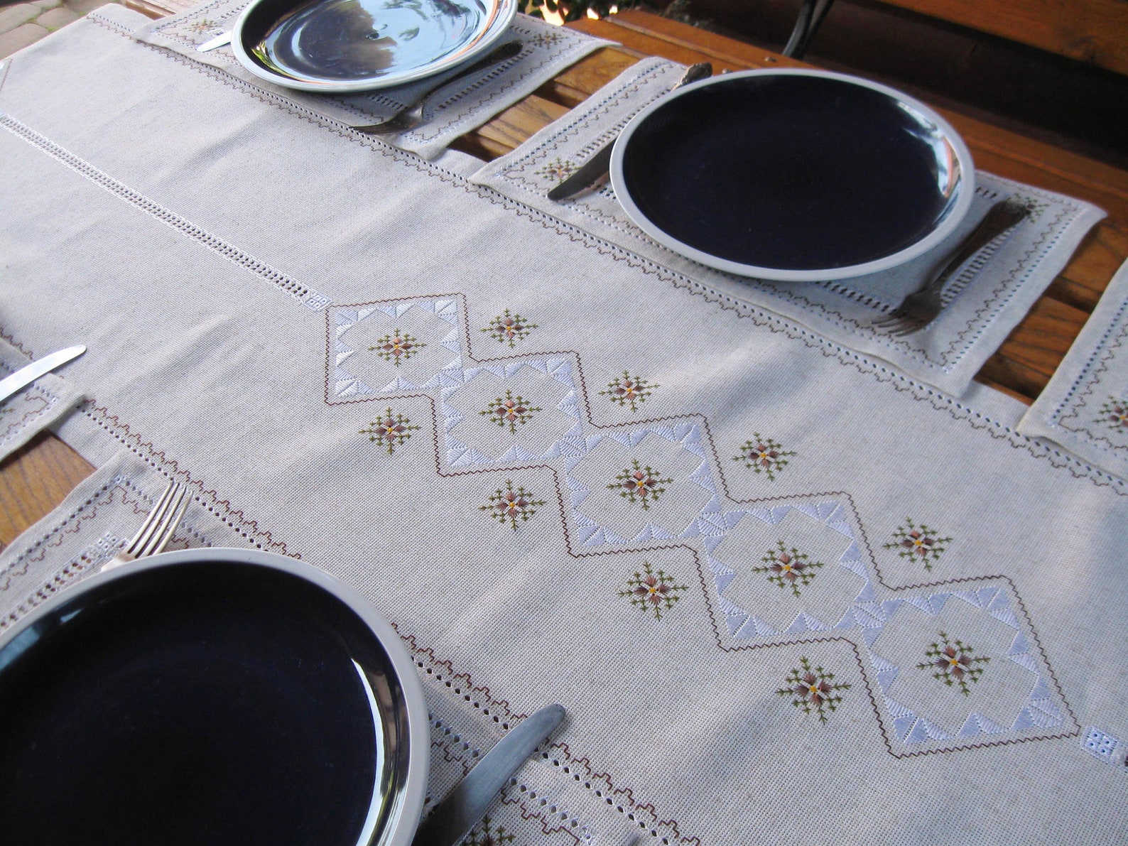 Linen Table Runner With 6 Matching Sets Napkins for Dining Table Decor ...