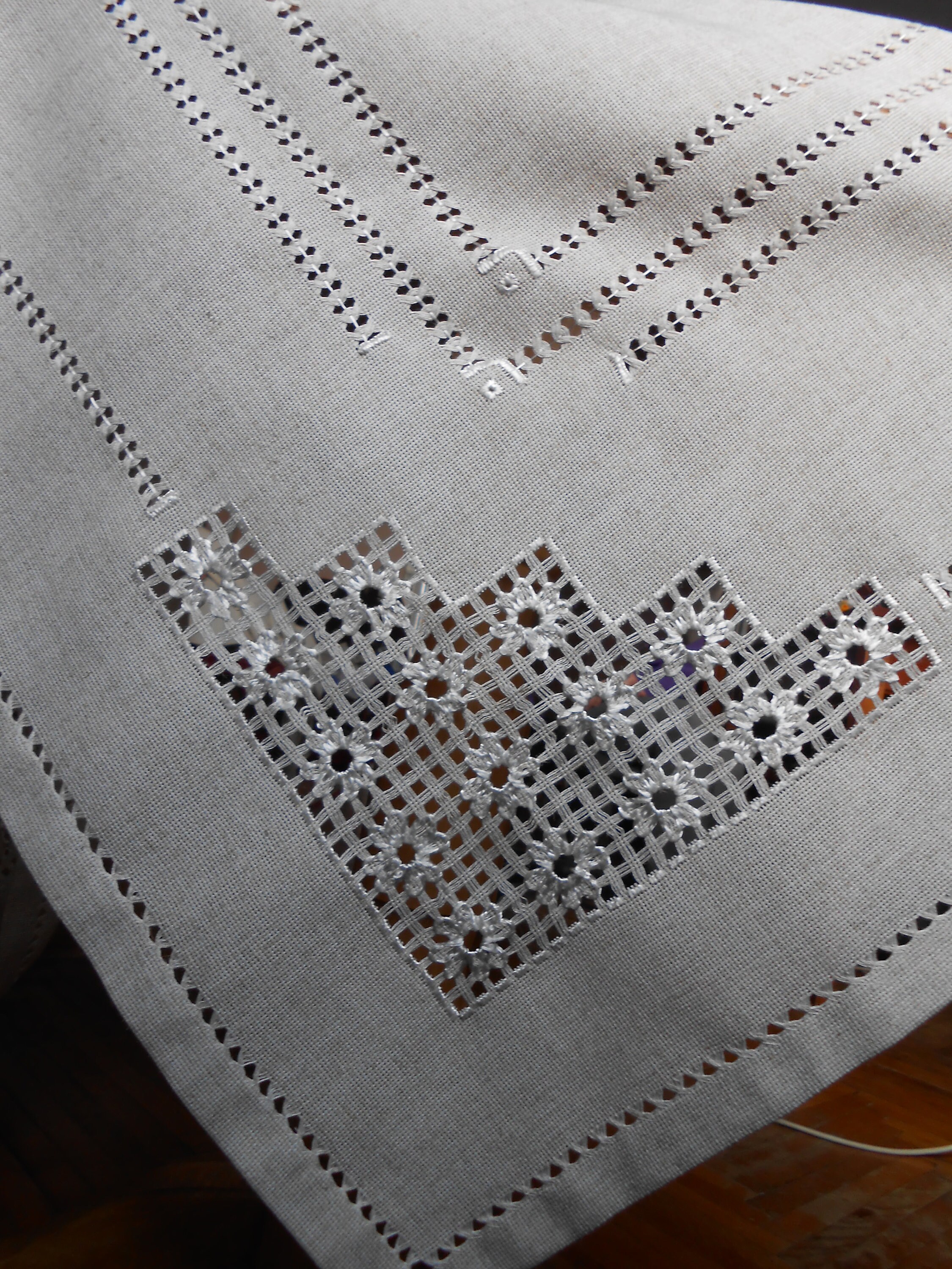 Set of Linen Embroidered Tablecloth & 6 Napkins, Hardanger Table Cloth ...