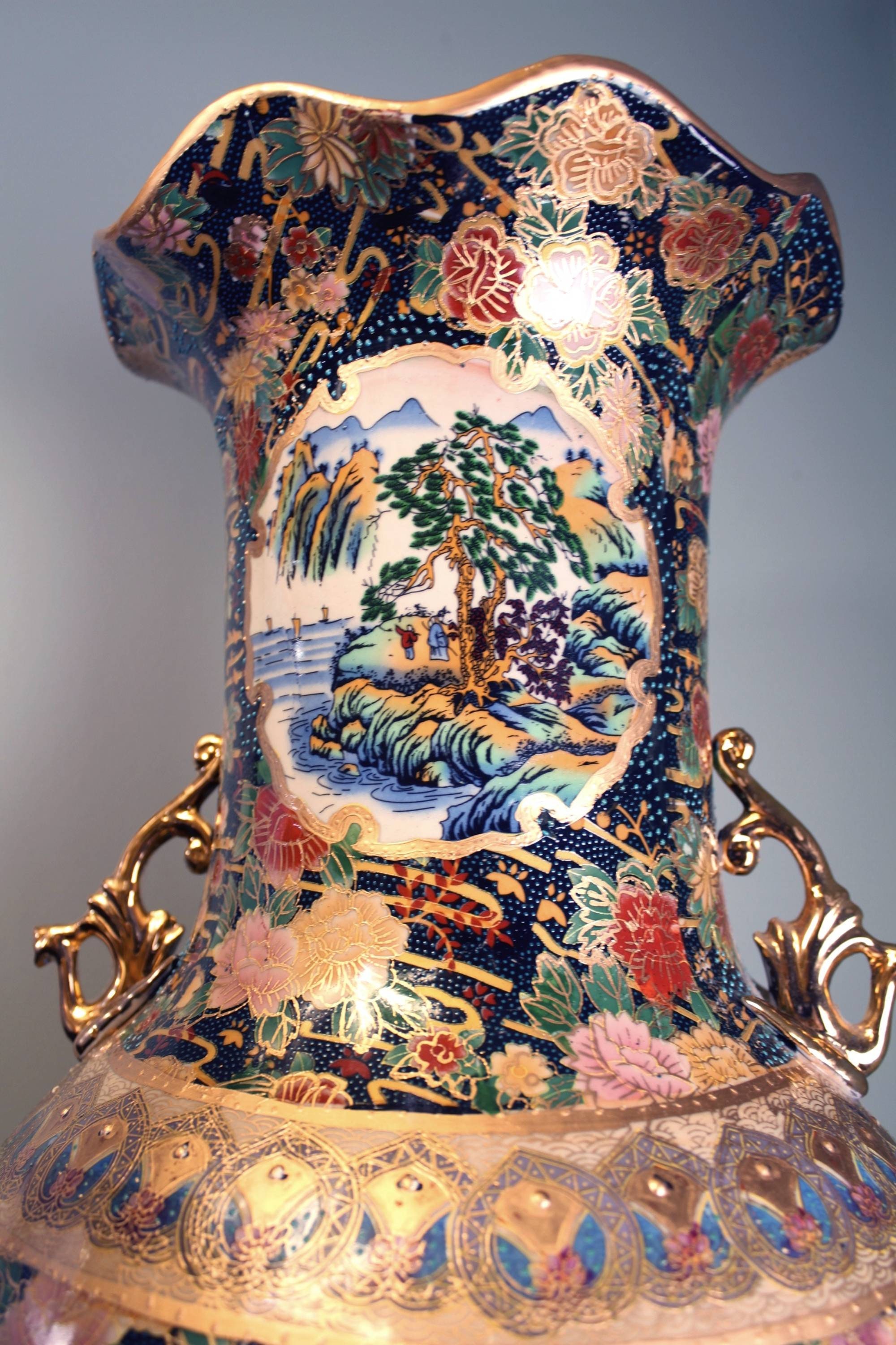 Japanese Satsuma Vase 37, Geisha Scene, Moriage Style, Heavy Gold Gilt ...