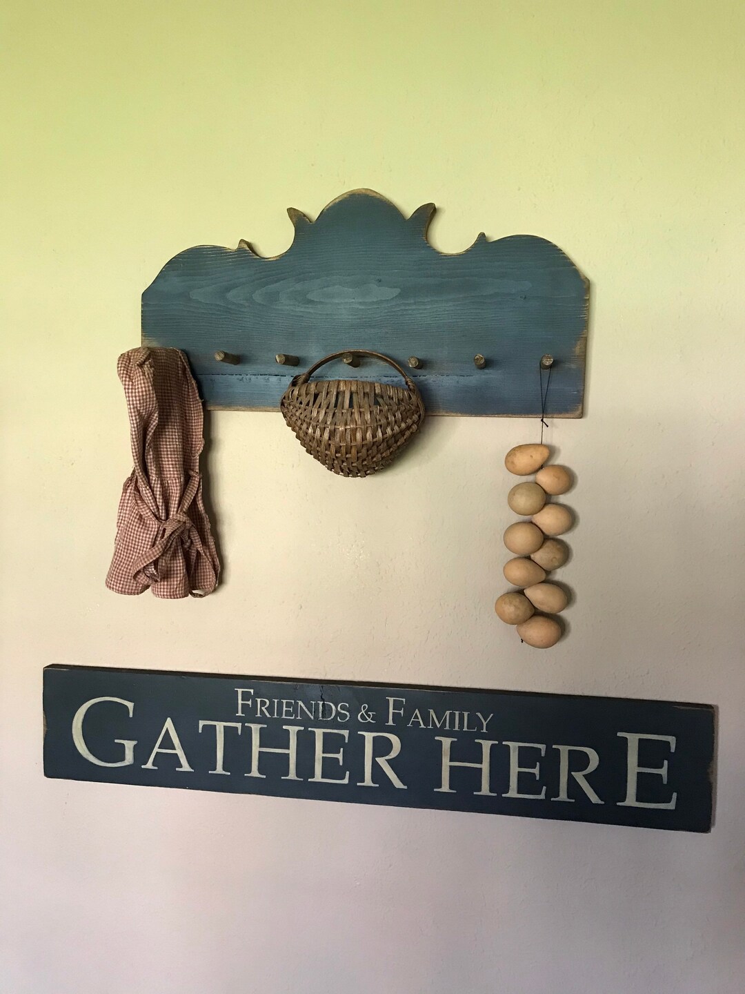 Colonial Primitive Peg Rack - Etsy