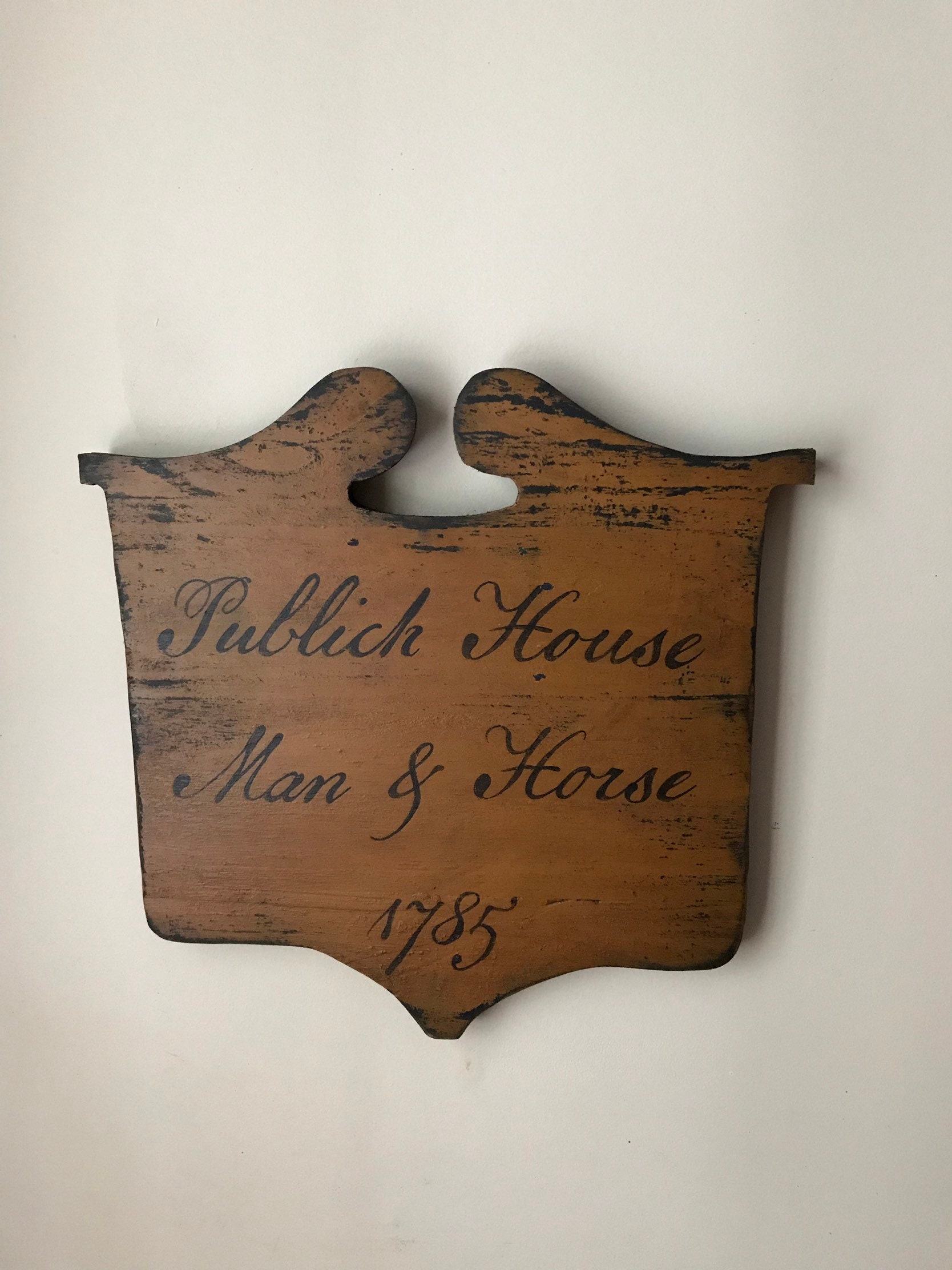 Hand Painted Colonial Style Tavern Sign - Etsy
