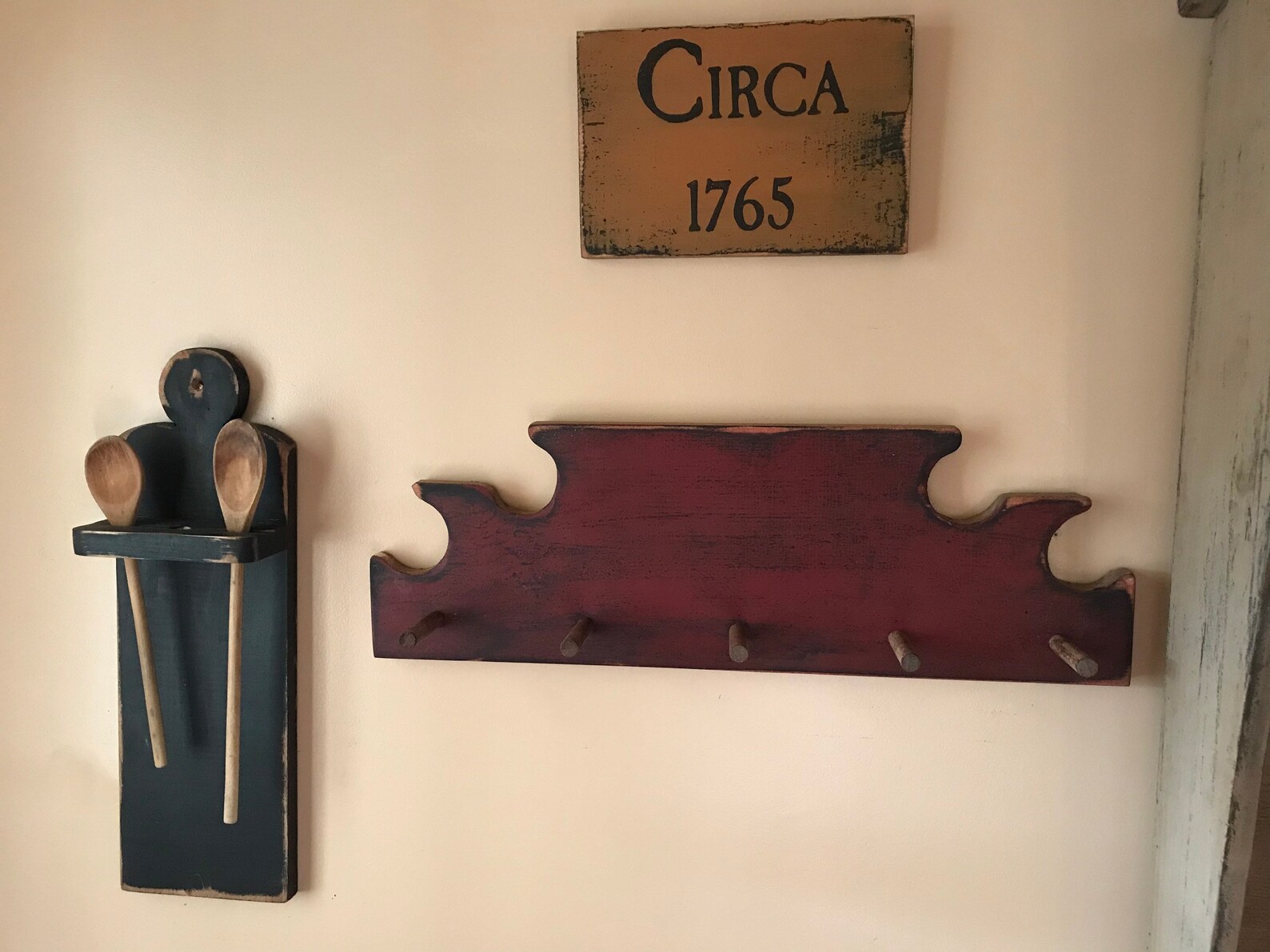 Primitive Colonial Style Peg Rack - Etsy