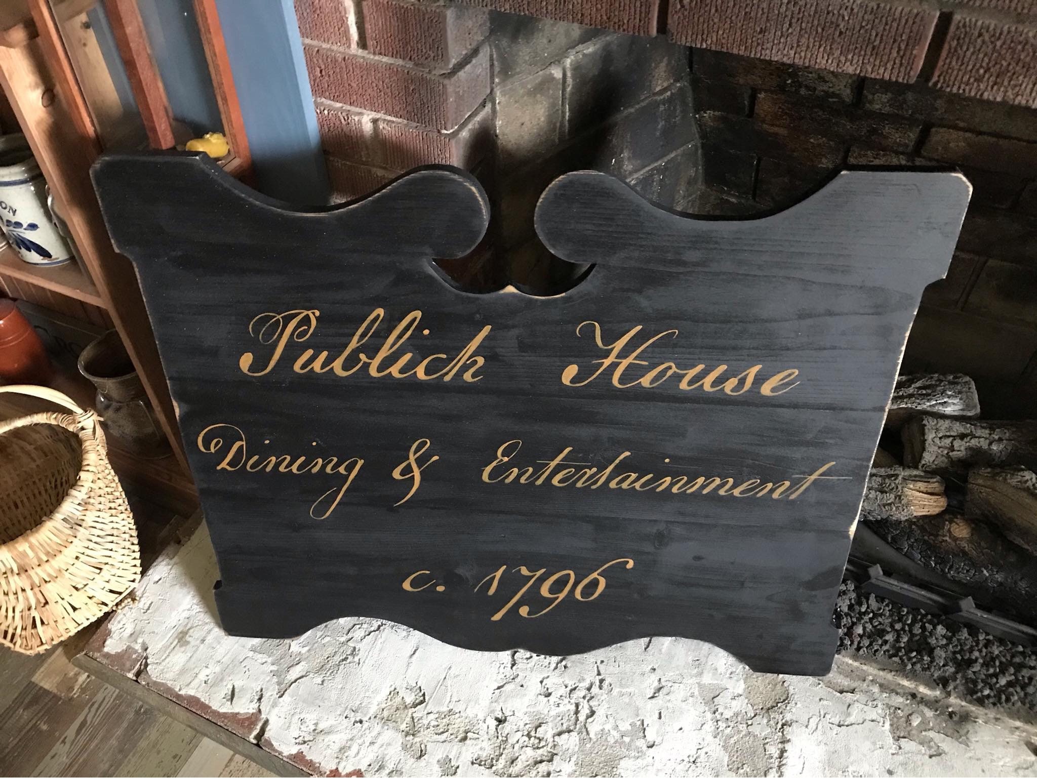 Gorgeous Large Colonial Style Publick House Sign - Etsy