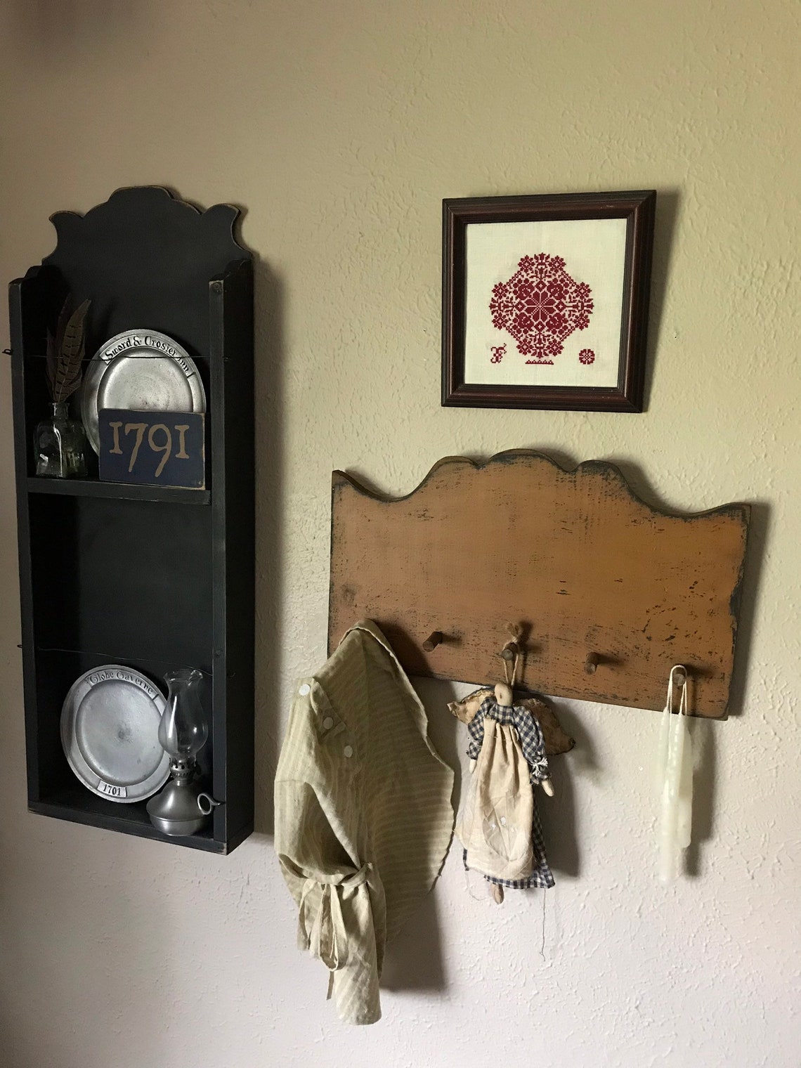 Primitive Scalloped Top Peg Rack | Etsy