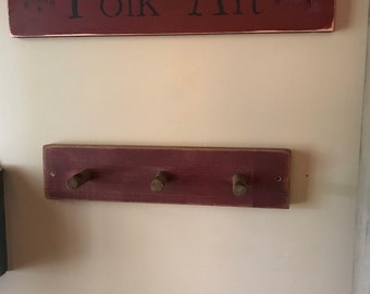 Primitive 3 Peg Scalloped Peg Rack - Etsy