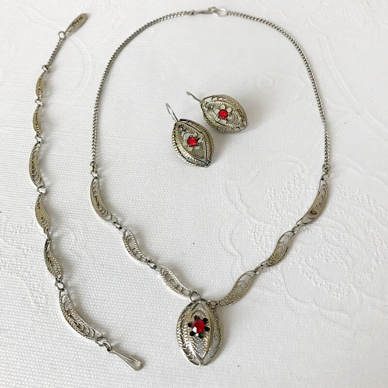 Vintage Jewelry Set - Etsy