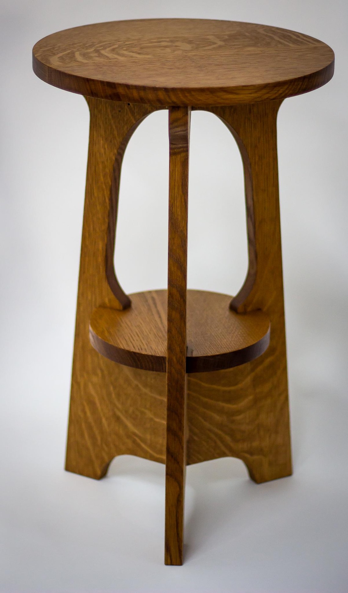 Three Legged Craftsman/mission Side Table/plant Stand - Etsy