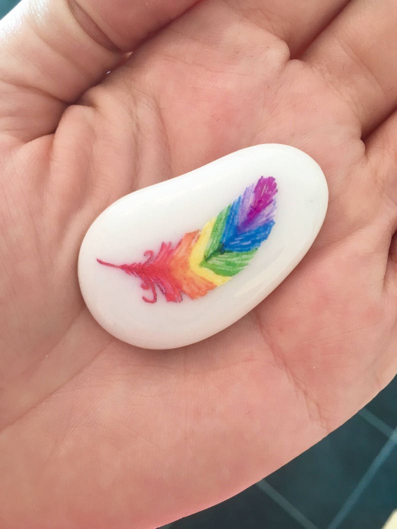 Feather Rainbow Friendship Good Luck Keepsake Stone | Etsy UK