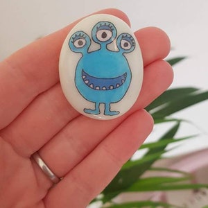 Blue, Worry Stone, Childrens Anxiety Aid, Stress Relief, Sensory Toy ...