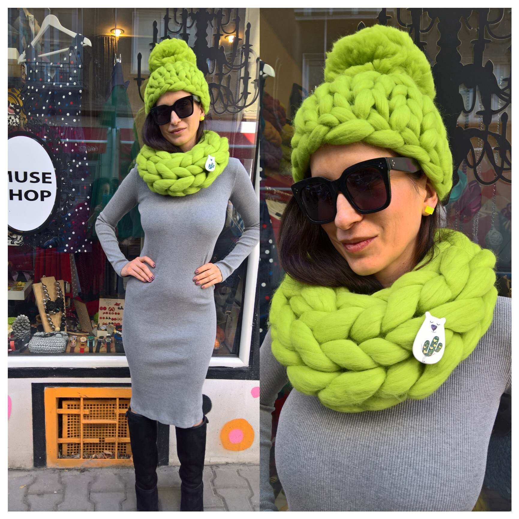 Oversize Knit Scarf Hat Set Tick Wool Pompom Hat Chunky Merino Snood ...