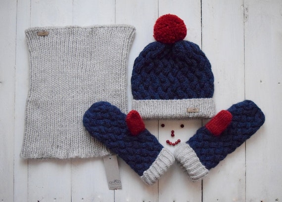 Items similar to Scarf mittens hat set, Red blue grey knit set, HAT ...