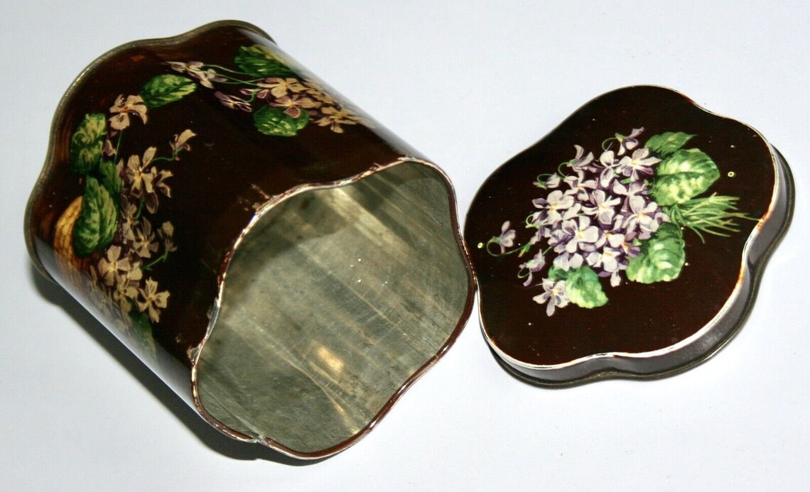 1950'S Vintage HUNTLEY & PALMERS Tin Violets in Baskets - Etsy