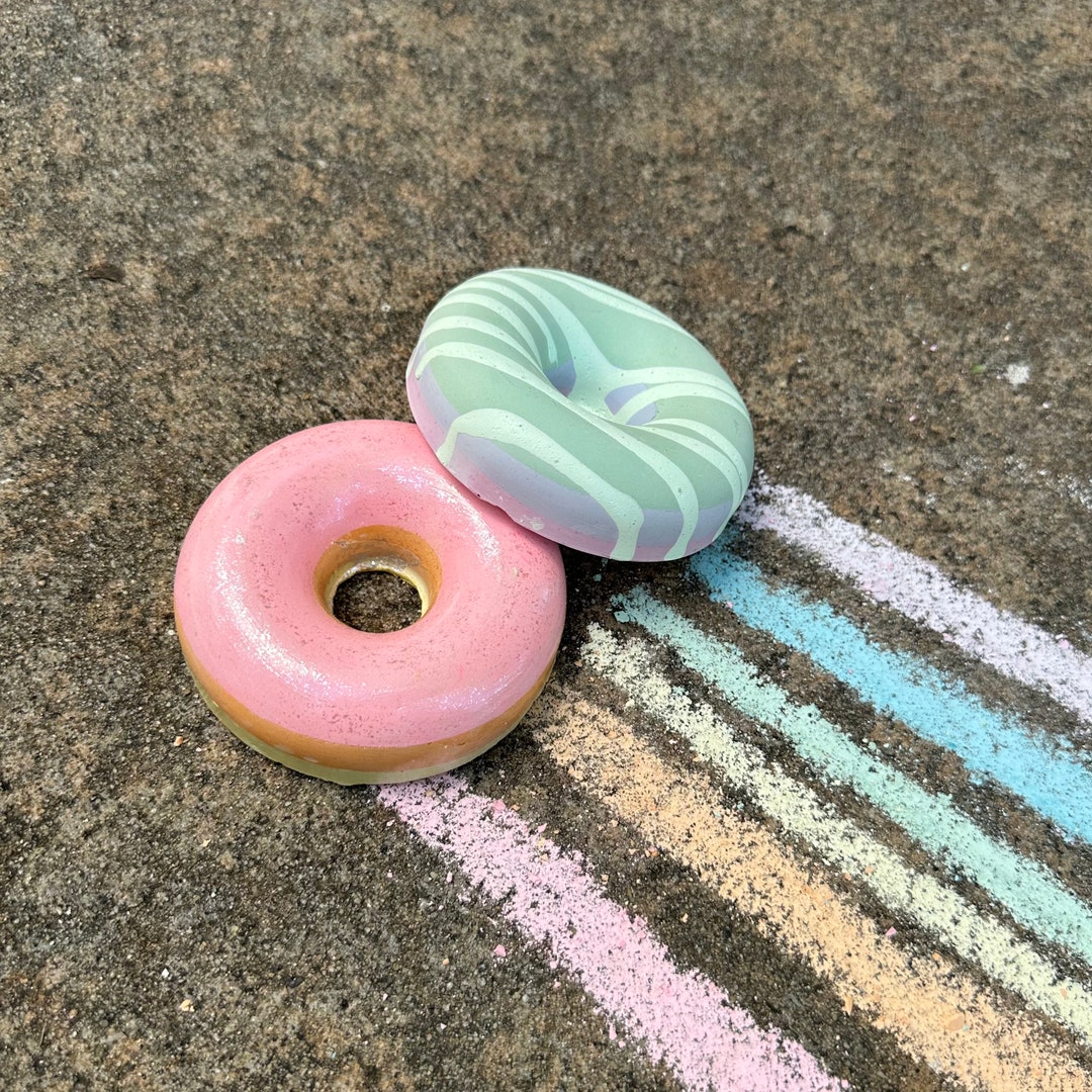 TWEE Double Rainbow Donuts Sidewalk Chalk Box Set Present Gift Colorful ...