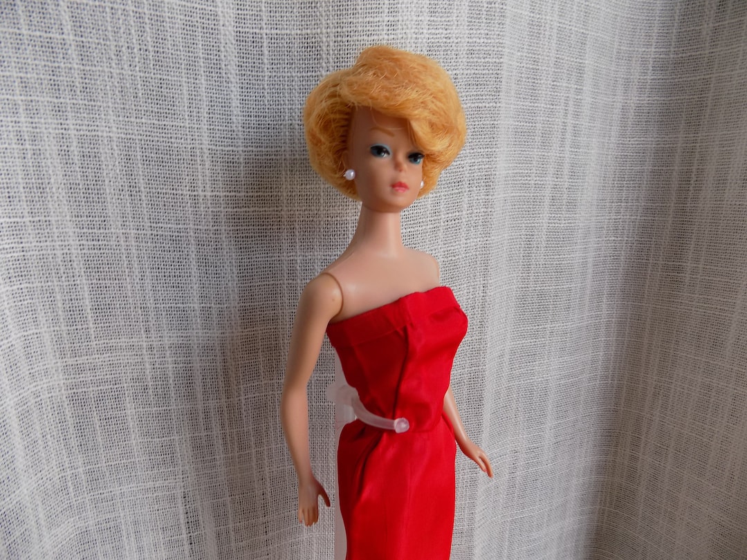 Vintage Glamorous Blond Barbie Doll - Etsy