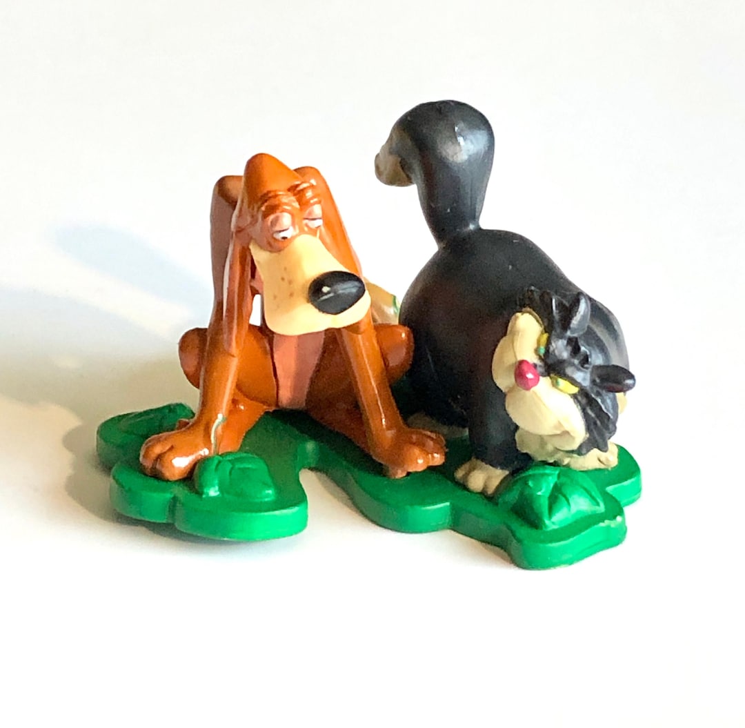 Cinderella Walt Disney Collectibles Bruno the Bloodhound and Lucifer ...