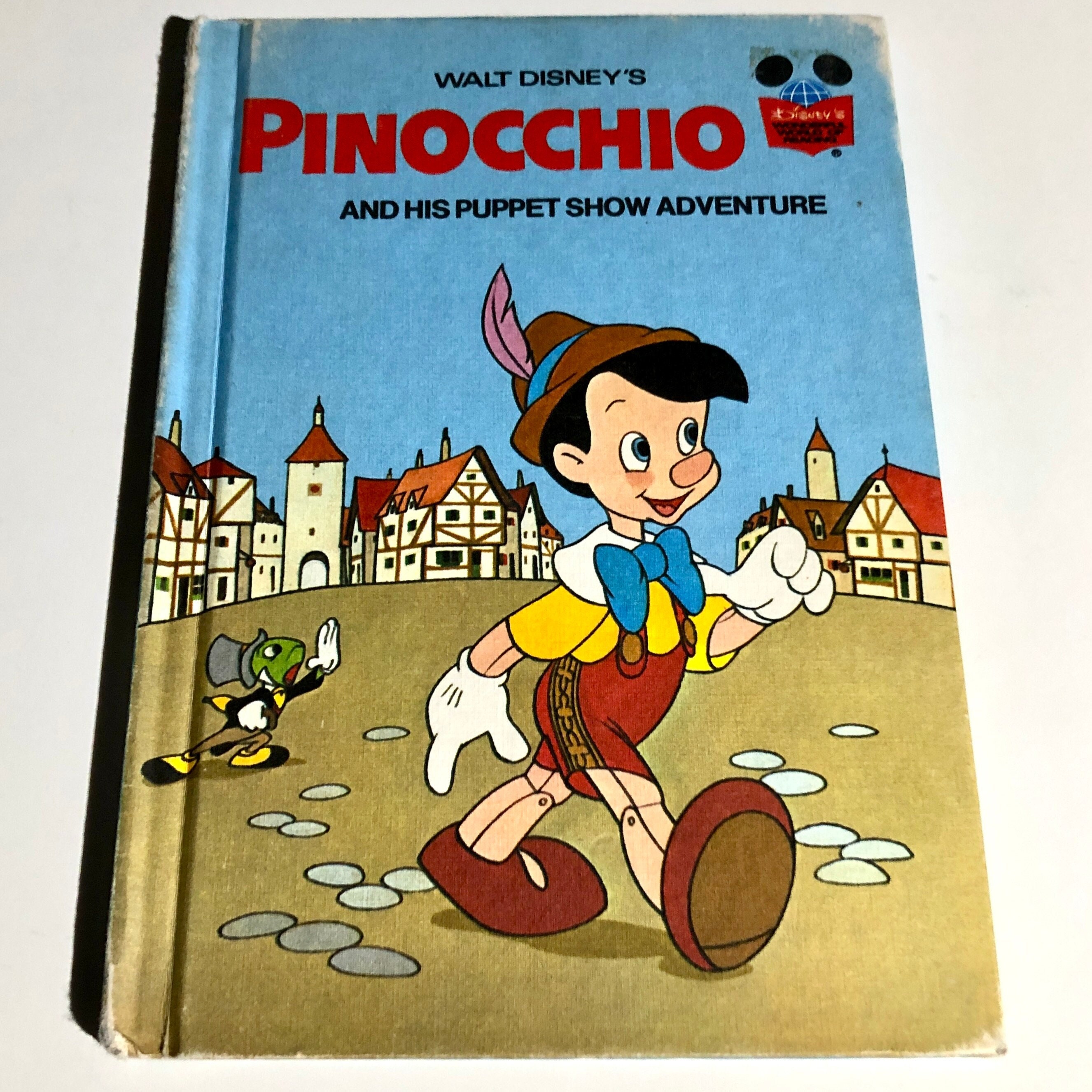 Pinocchio Walt Disney Book