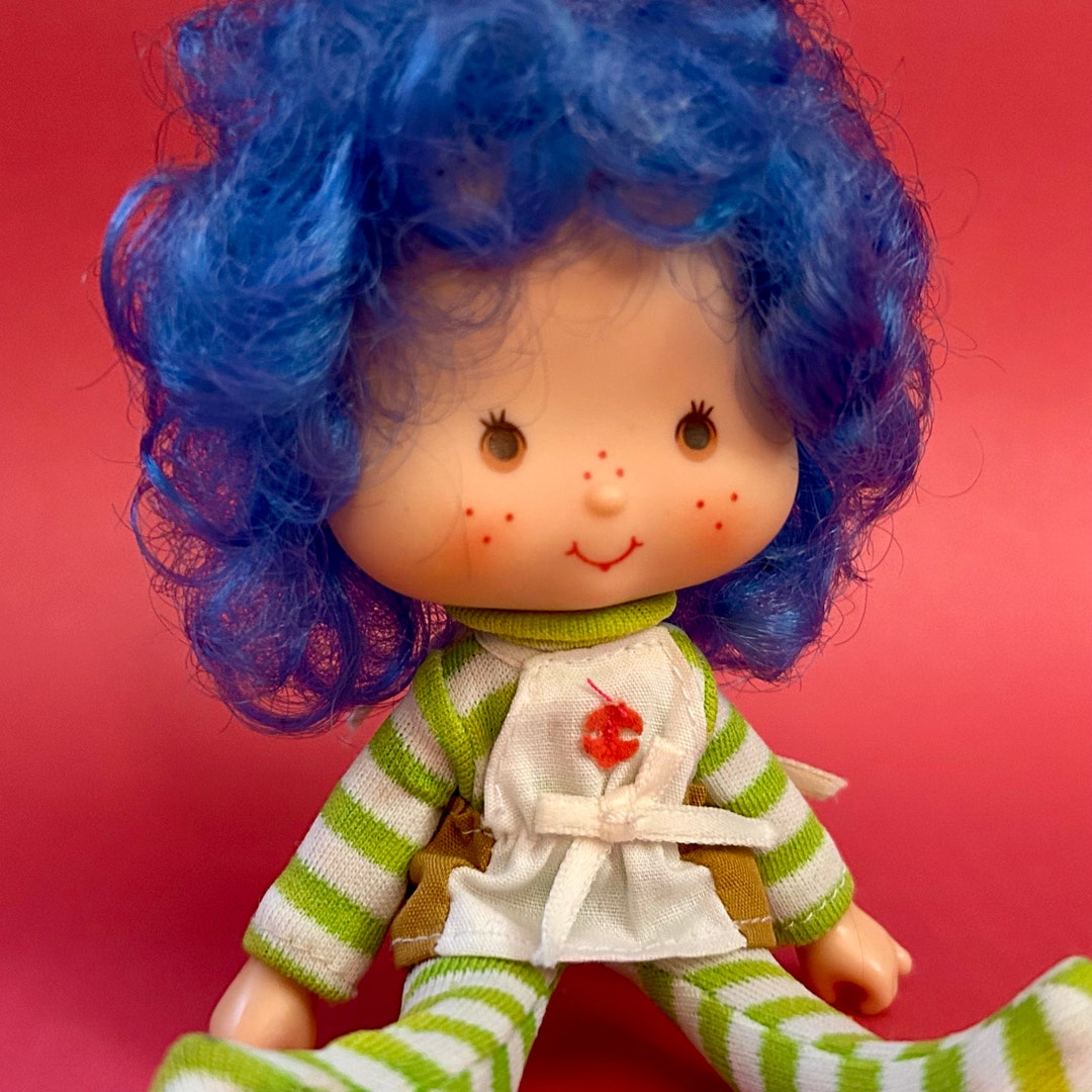 1983 Crepe Suzette Strawberry Shortcake Dolls International Friends of ...