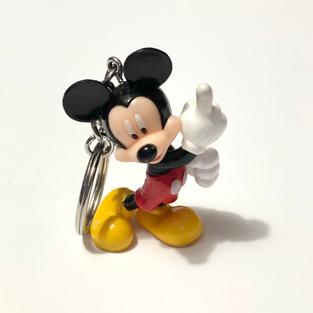 Mickey Mouse Keychain Walt Disney Collectibles 3D Keychain Mickey Mouse ...