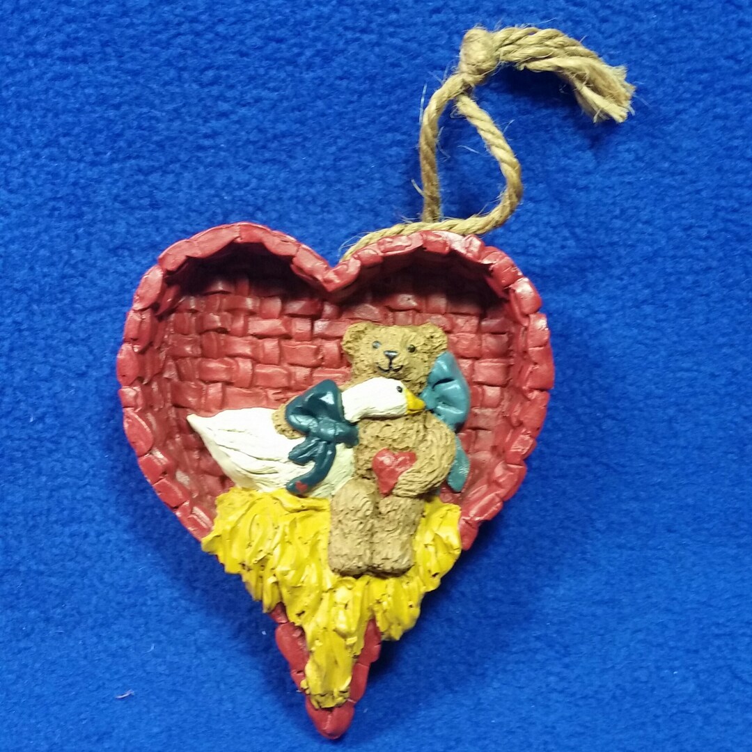 Rustic Bear and Goose Heart Wall Hanging / Basket Weave Heart With Bear ...