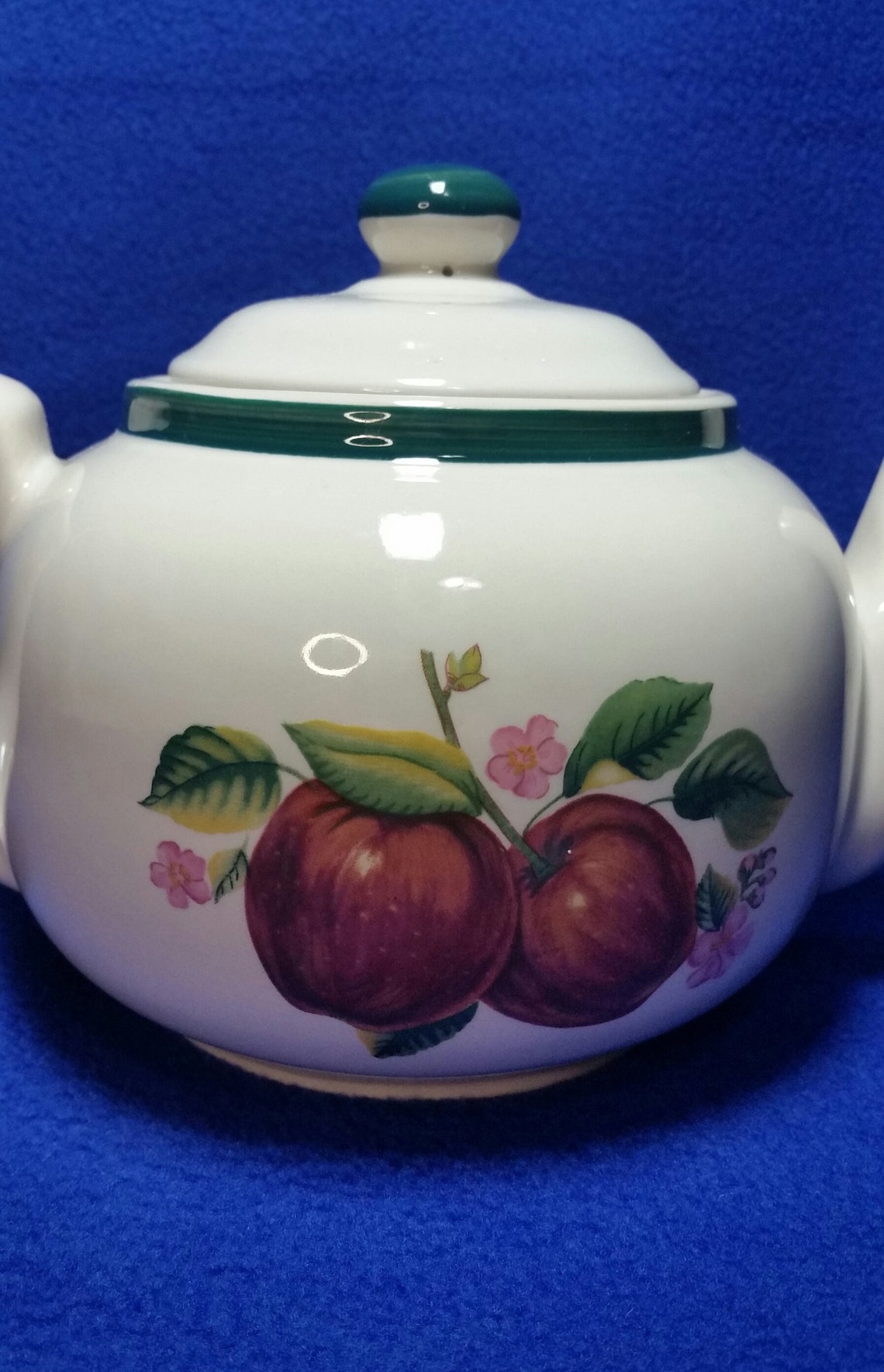 Apples Tea Pot / Casuals Tea Pot / China Pearl / Red Apples - Etsy