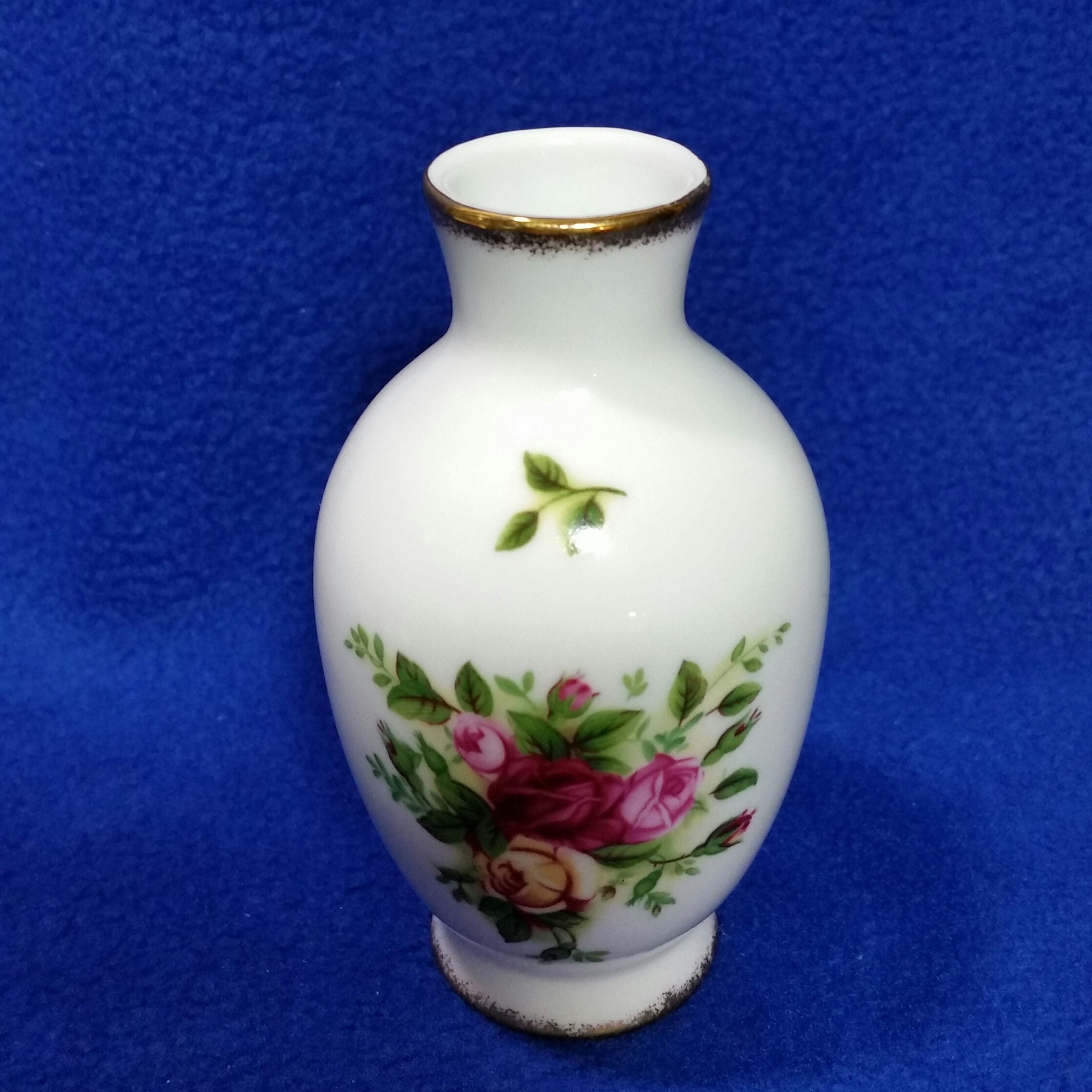 Vintage Royal Albert Old Country Roses Bud Vase / Royal Albert / Old ...