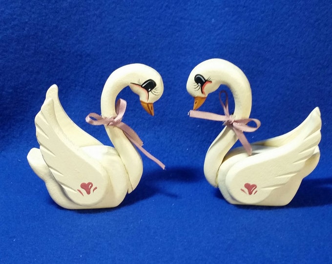 White Swan Figurine Set / White Wooden Swan Set / Hand Painted Swan ...