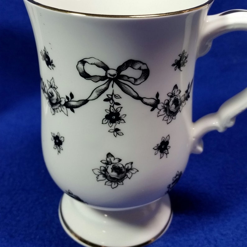 Vintage Royal Victoria Black Rose Swag & Ribbon Mug Set / - Etsy