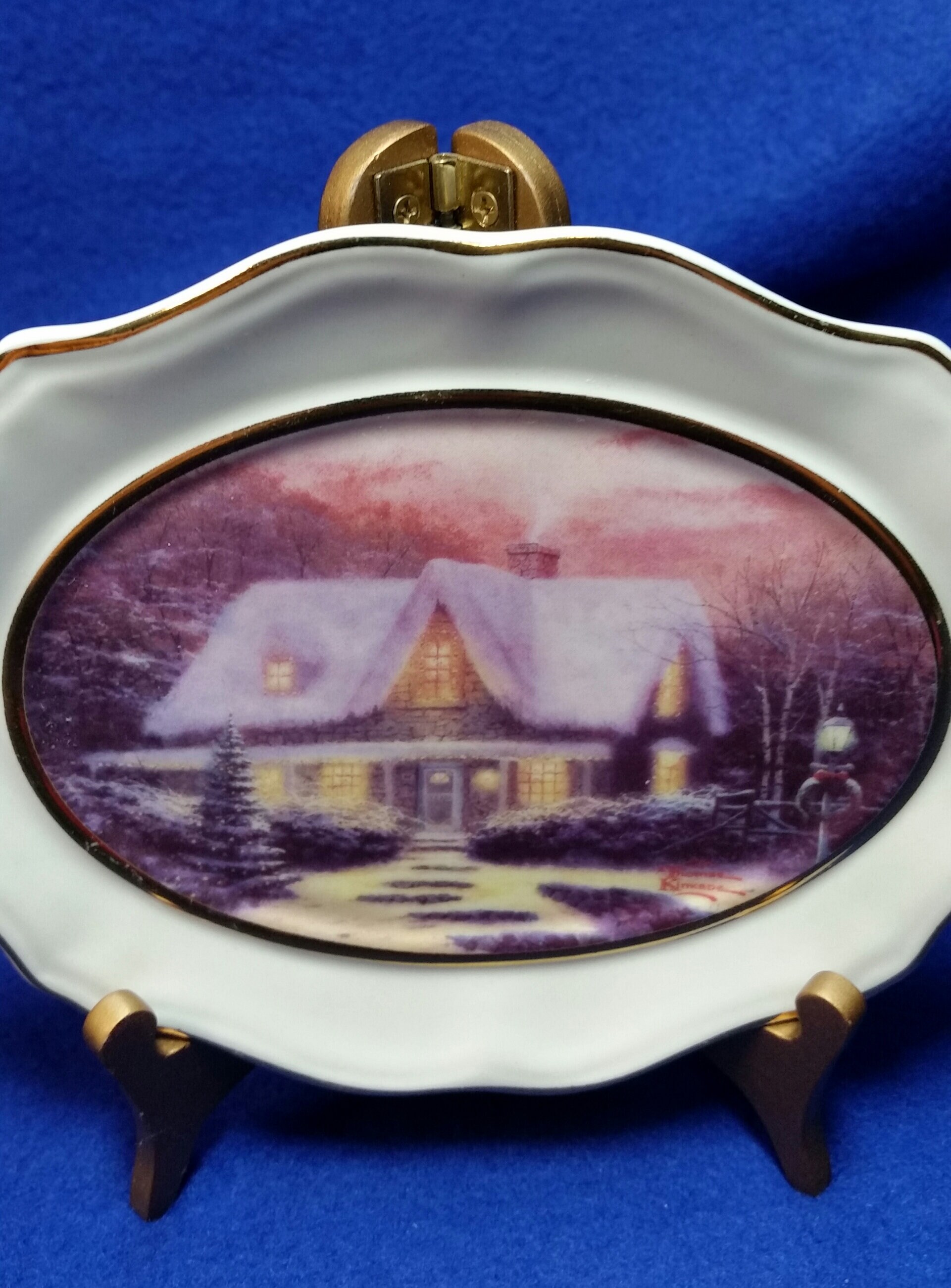 Thomas Kinkade Christmas Cottage II Plate / Christmas Cottage II ...