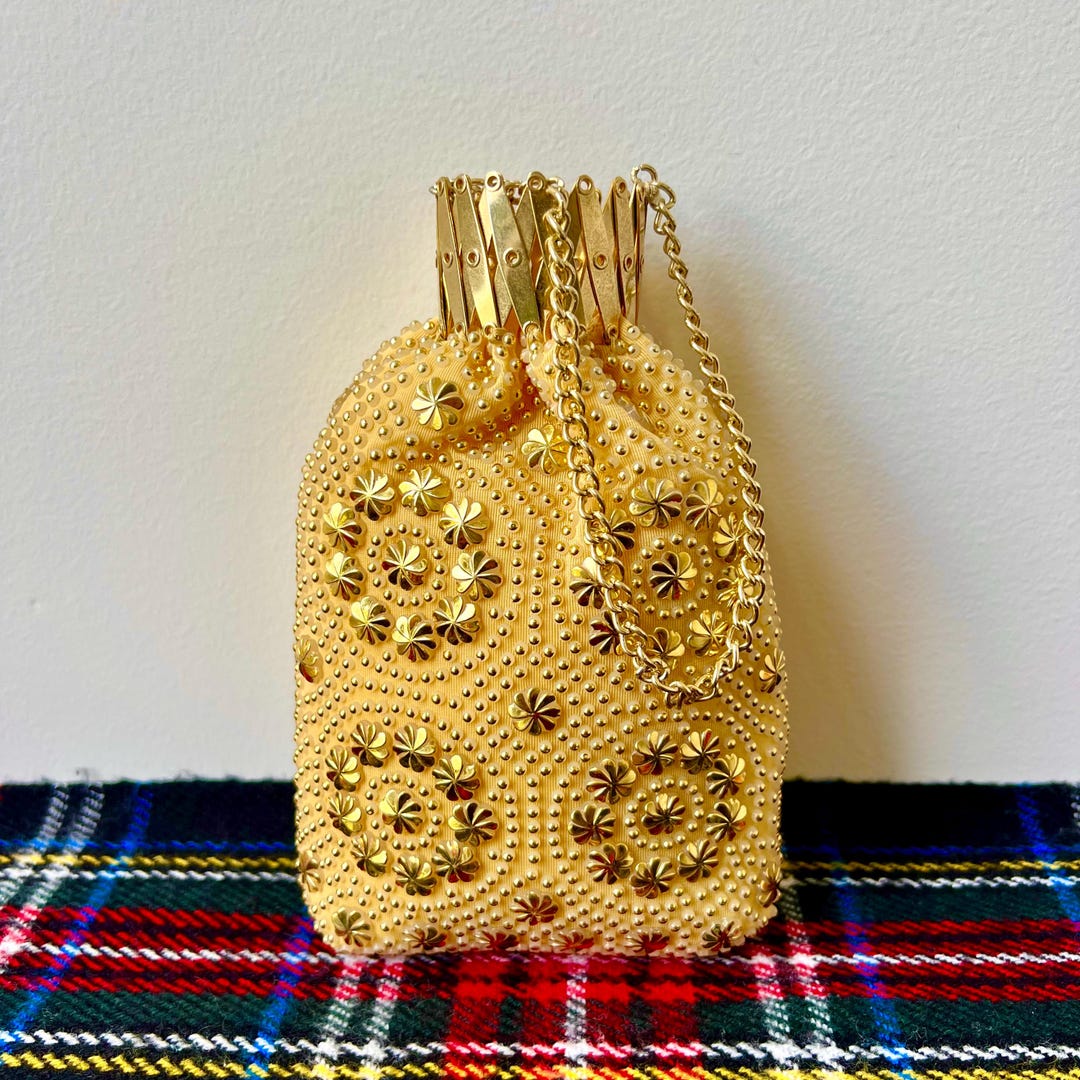 Vintage 1960’s Concertina Gate Top Beggar’s Purse With Gold Beads ...