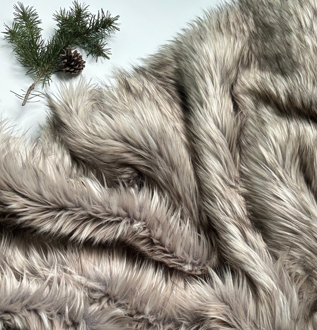 Bianna Realistic Gray Wolf Faux Fur Fabric, Shaveable, Thick, Cut From ...