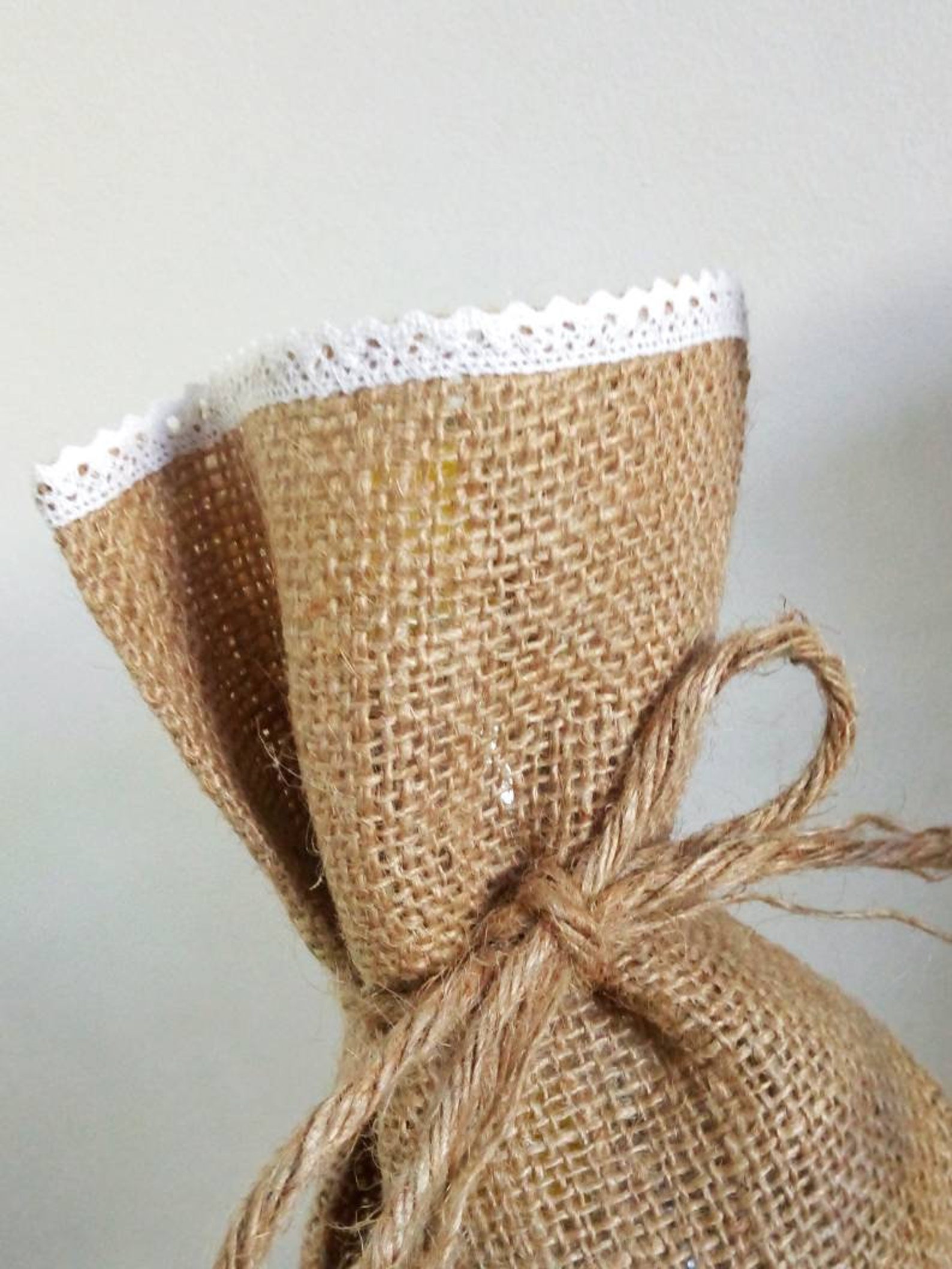 Julap Wine Gift Bag, Hessian Bag, Wedding Favor Bags, Julap en Lace ...